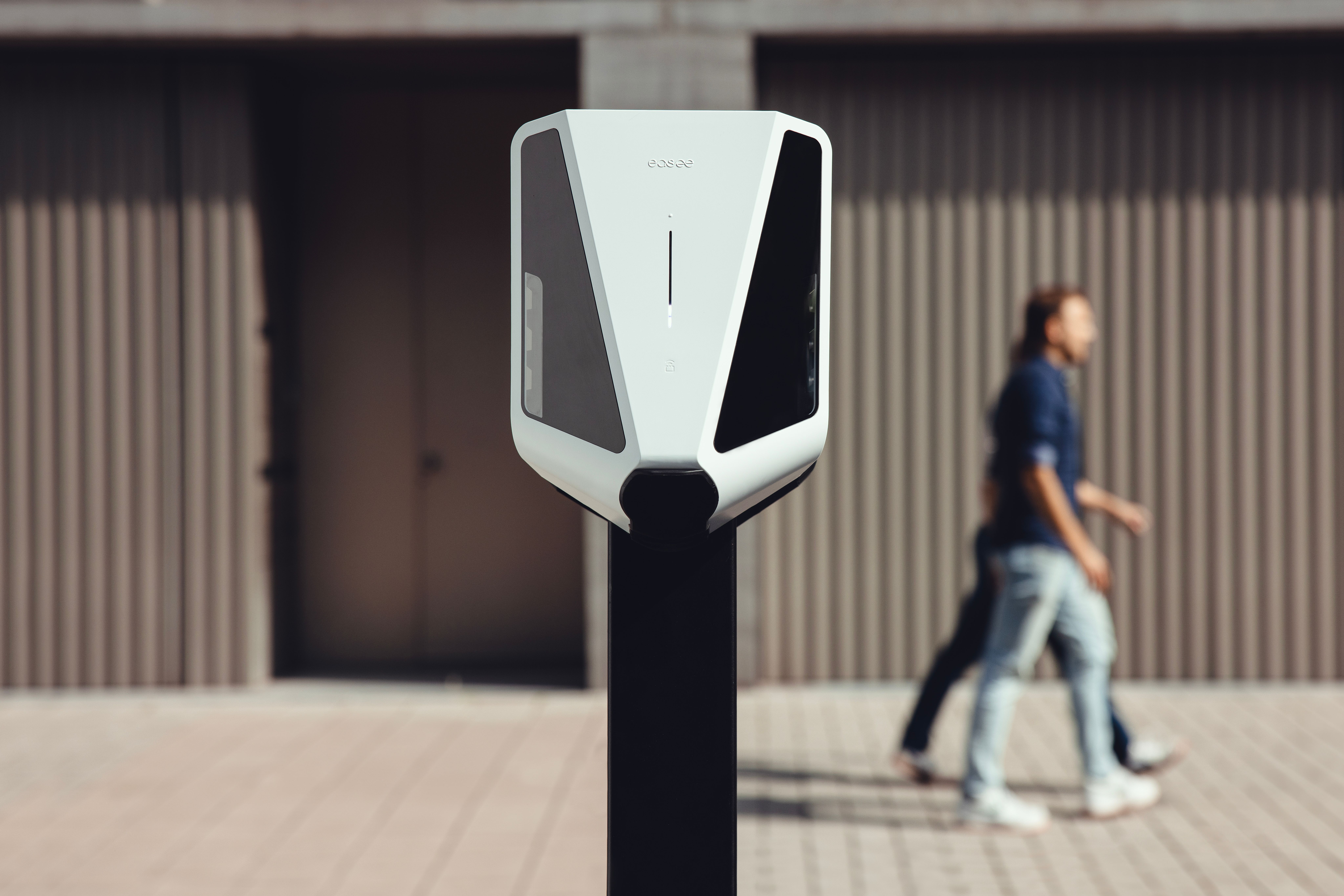 EFUEL – Din distributör inom elbilsladdning - EFUEL